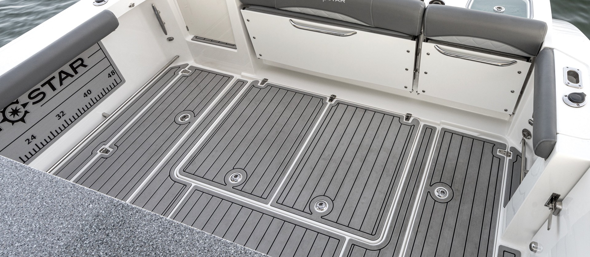 NauticStar Offshore Fishing Boats - Center Console Fishing Boat