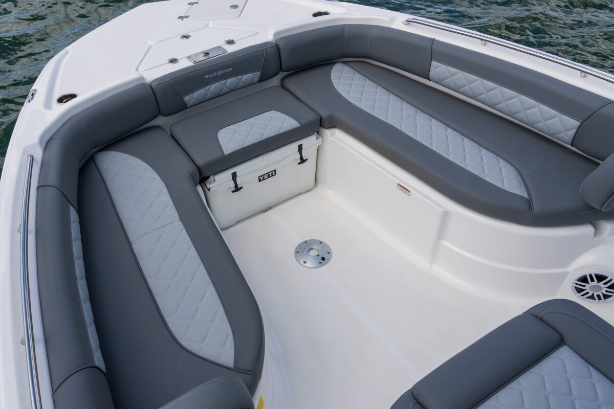 251 Hybrid Center Console Hybrid Boat - NauticStar Boats