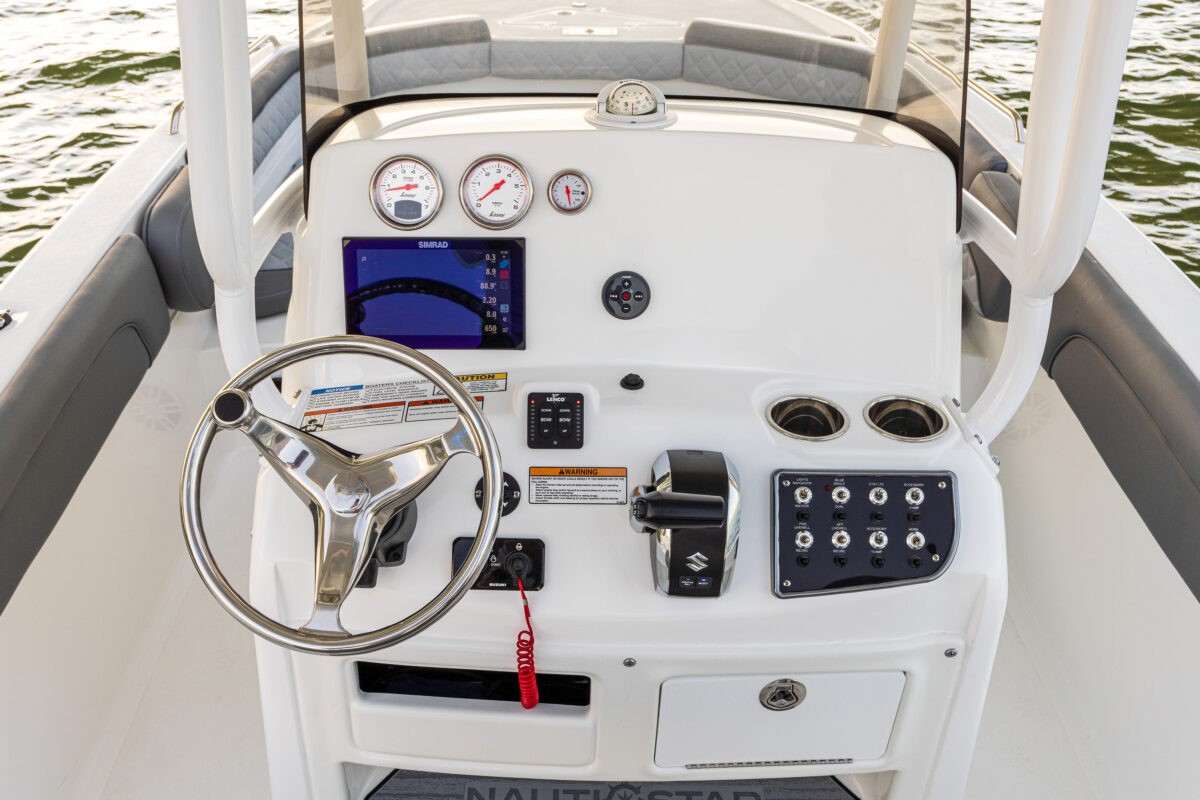 231 Hybrid Center Console Hybrid Boat - NauticStar Boats